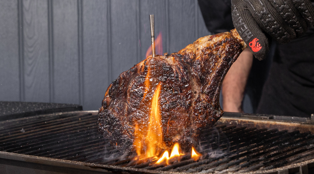 Tomahawk On Fire — MEATER US